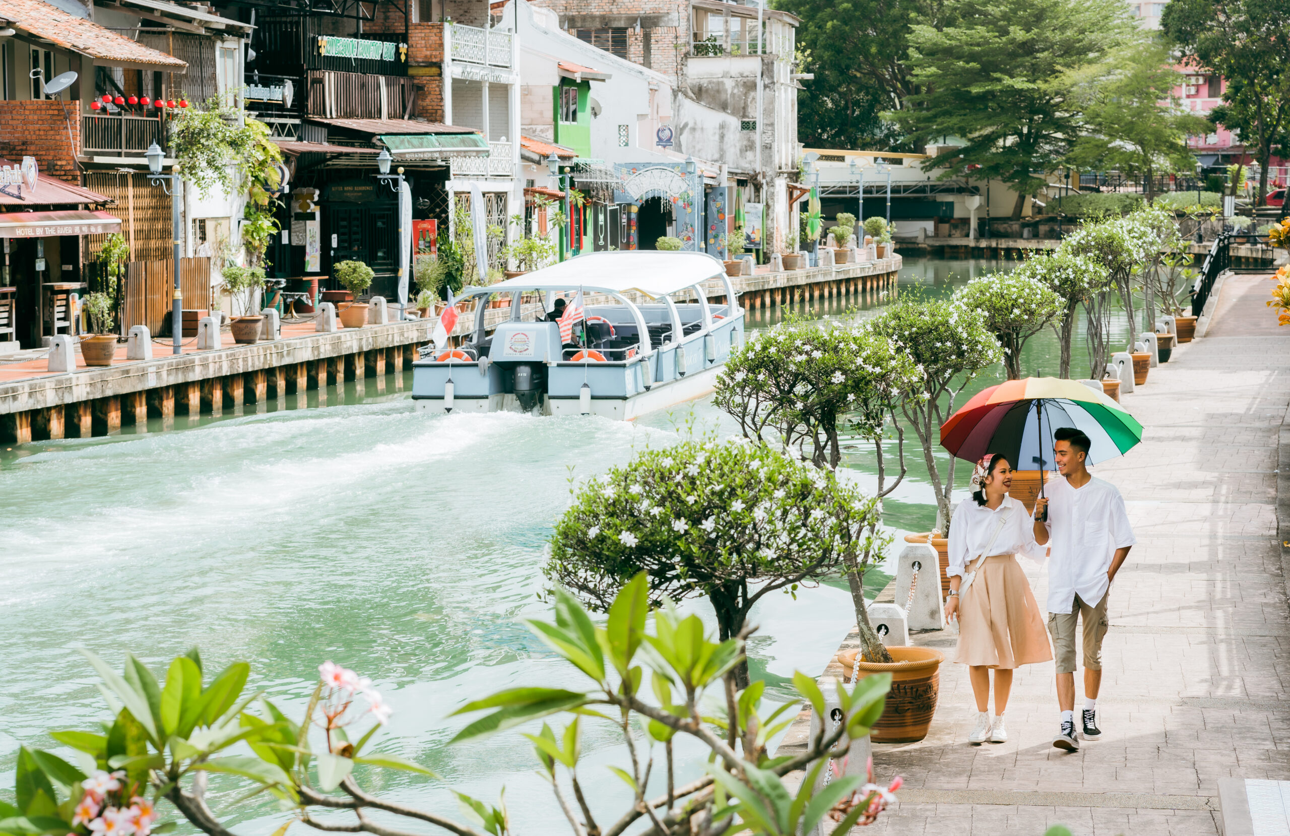 MELAKA DAY TRIP (BATU LEBAH HILL) – Eco- Coach & Tours (M) Sdn Bhd